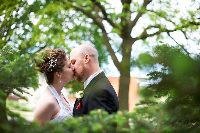 Portfolio - Iowa wedding photographer. Modern Iowa wedding photography.